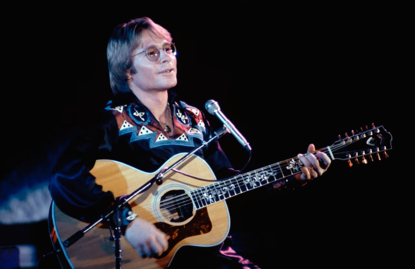 John Denver - I Guess He'd Rather Be in Colorado - Music Legend