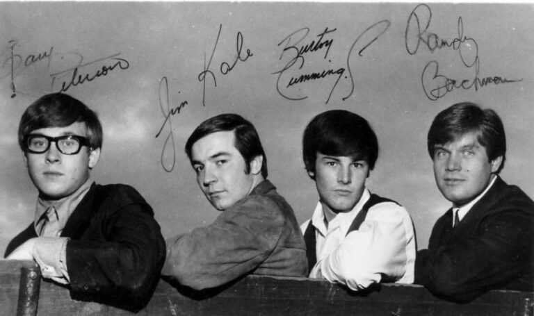 The Guess Who - Laughing - Music Legend