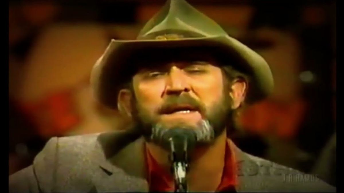 Don Williams - I Recall a Gypsy Woman - Music Legend