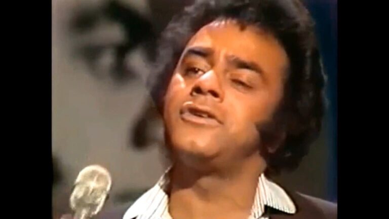 Johnny Mathis - Over The Rainbow - Music Legend