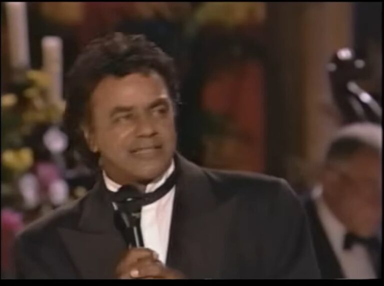 Johnny Mathis - Laura from "Too marvelous for words : A Tribute to ...